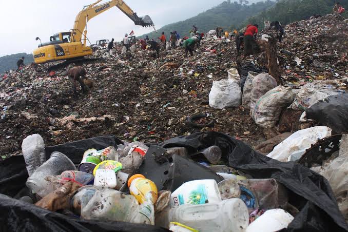 Bandung Darurat Sampah, Pemkot Siapkan Langkah 40 Hari Atasi Krisis – SustainLife Today